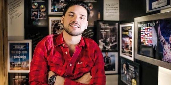 Dudu Borges, produtor musical e ex de Alice Wegmann, é o novo namorado de Deborah Secco